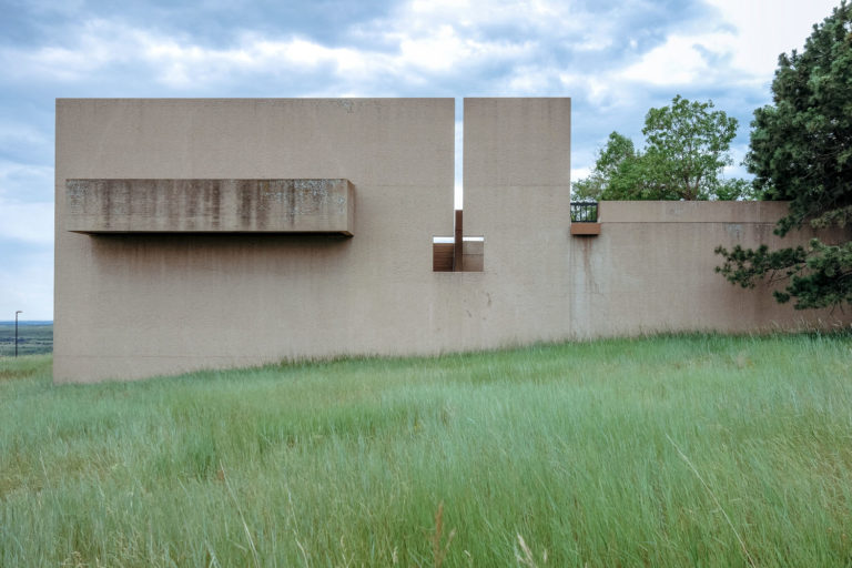 Timeless Modern: The I.M. Pei Mesa Lab - Boulder, CO — Vera Iconica ...