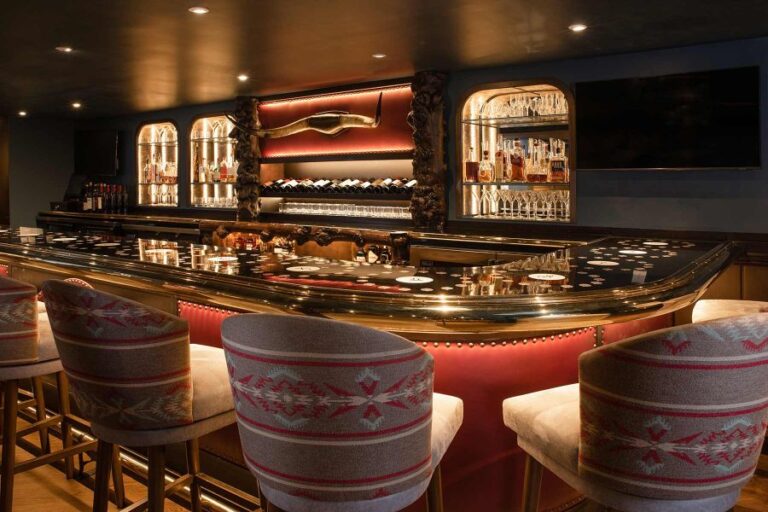 The Role of Architecture and Design in Hospitality — Vera Iconica ...
