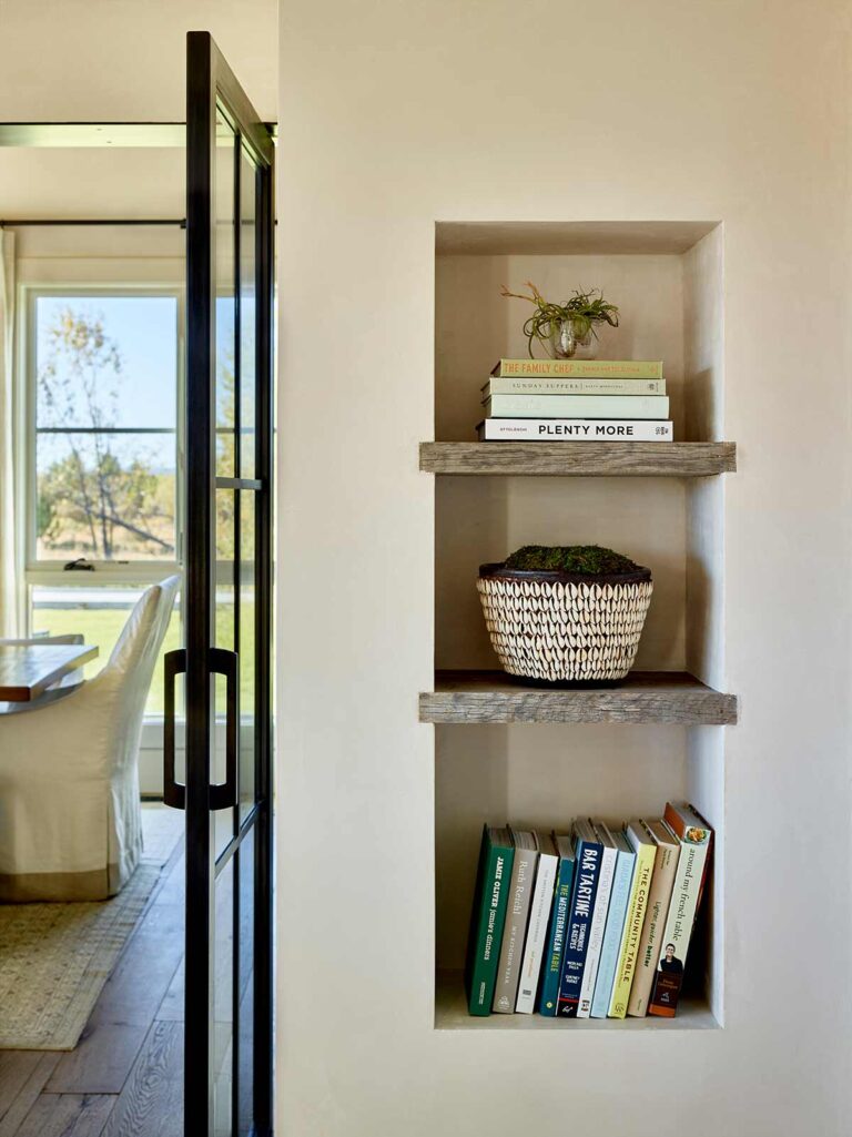 Traditional Architecture - What Should You Know? — Vera Iconica ...